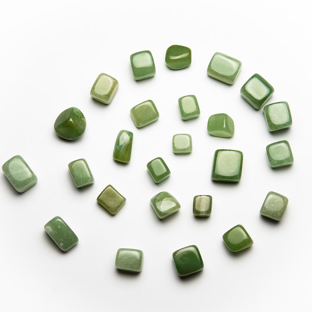 Jade Tumbled Stone 2-3cm - Salt & Crystal